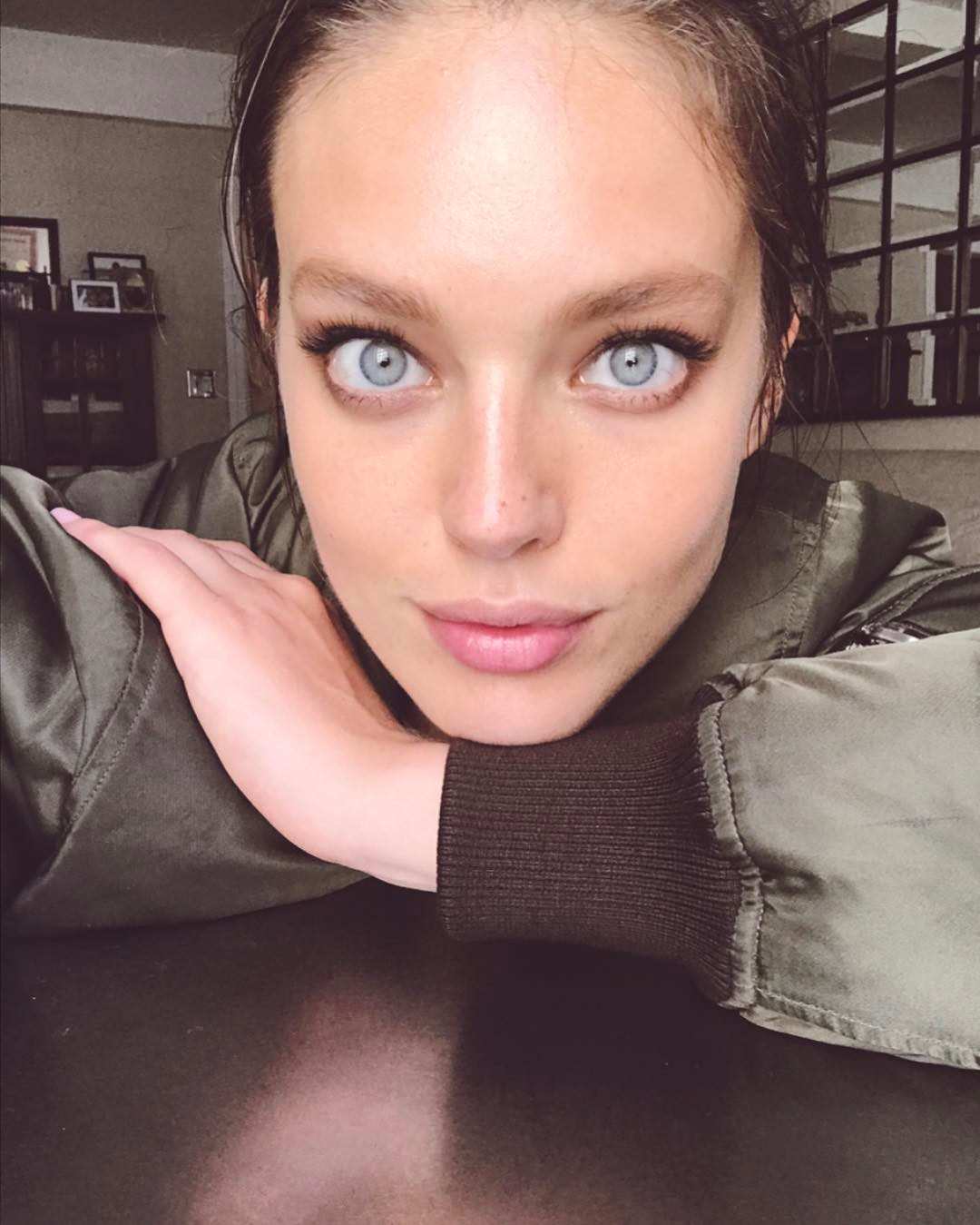 When you finish work early ☺️😉 | Scrolller