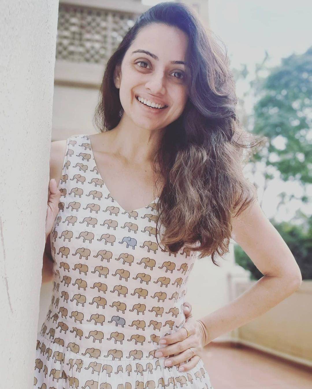 When you keep staring at Shruti Marathe, who lives in your neighbourhood and she confronts you ...