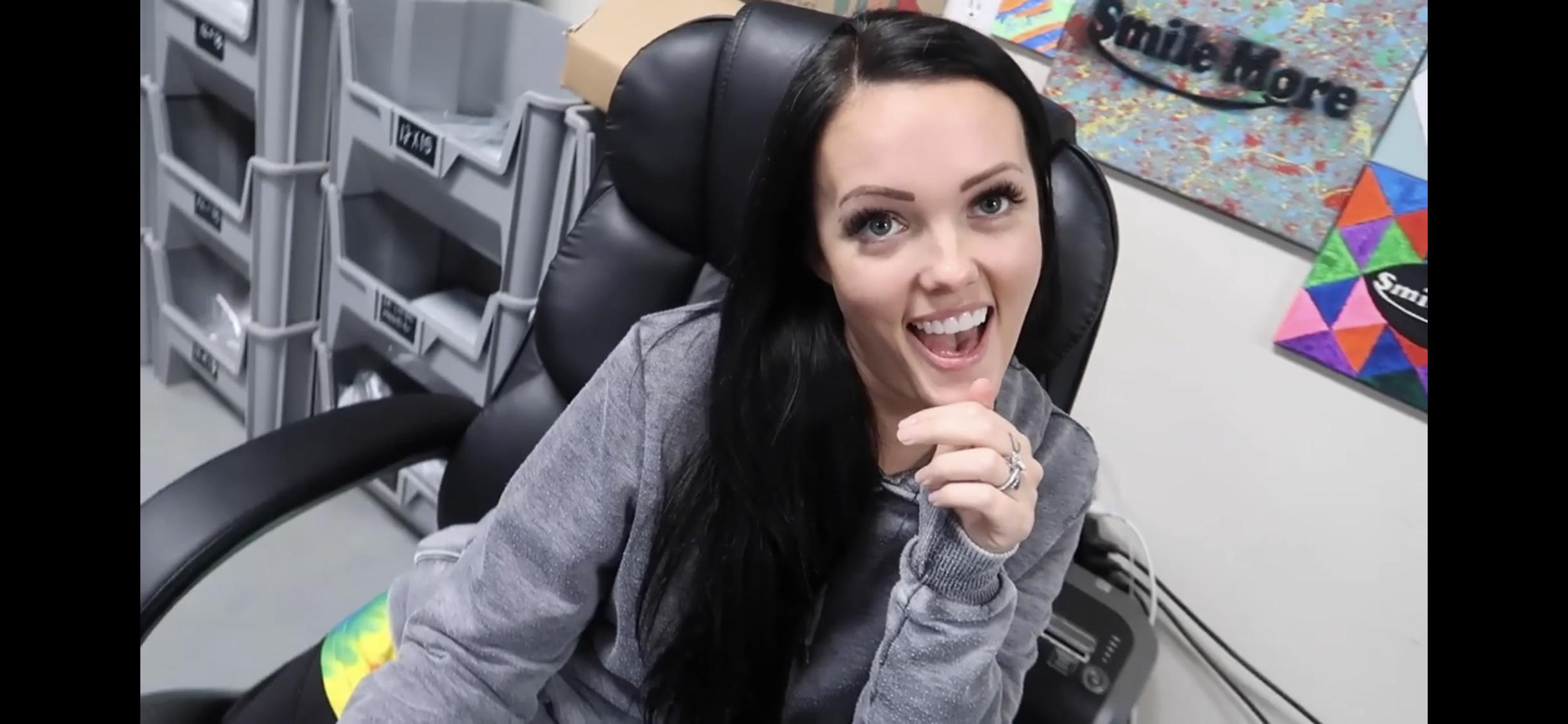 When you tell her that she is getting the D tonight. | Scrolller