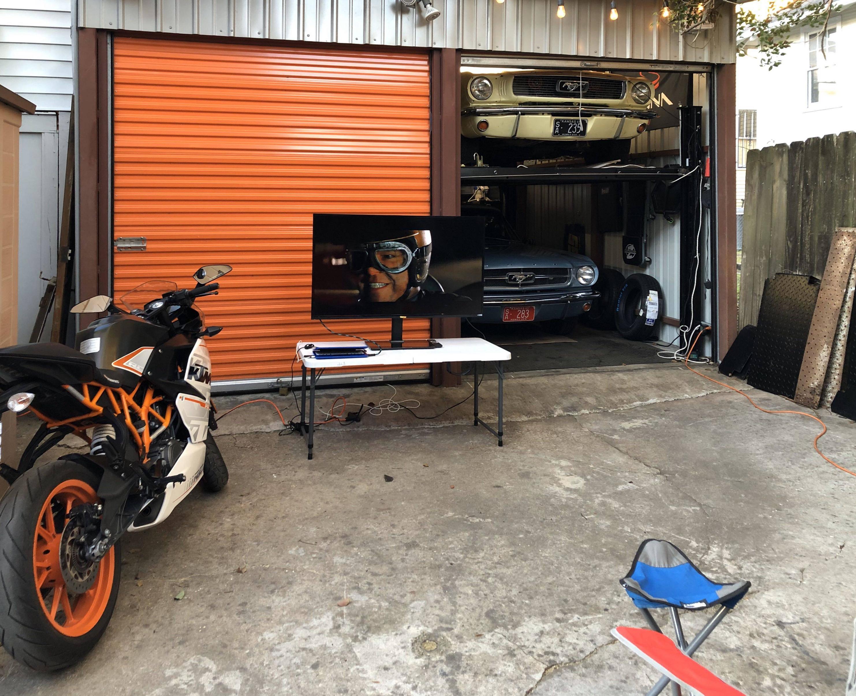 When your bike matches your garage doors... | Scrolller