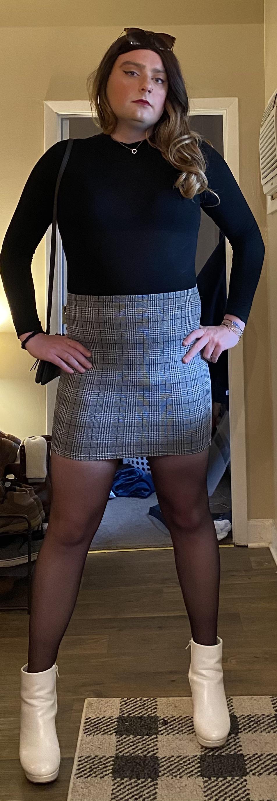 When your tiny pathetic bulge shows through your skirt 🥺 | Scrolller