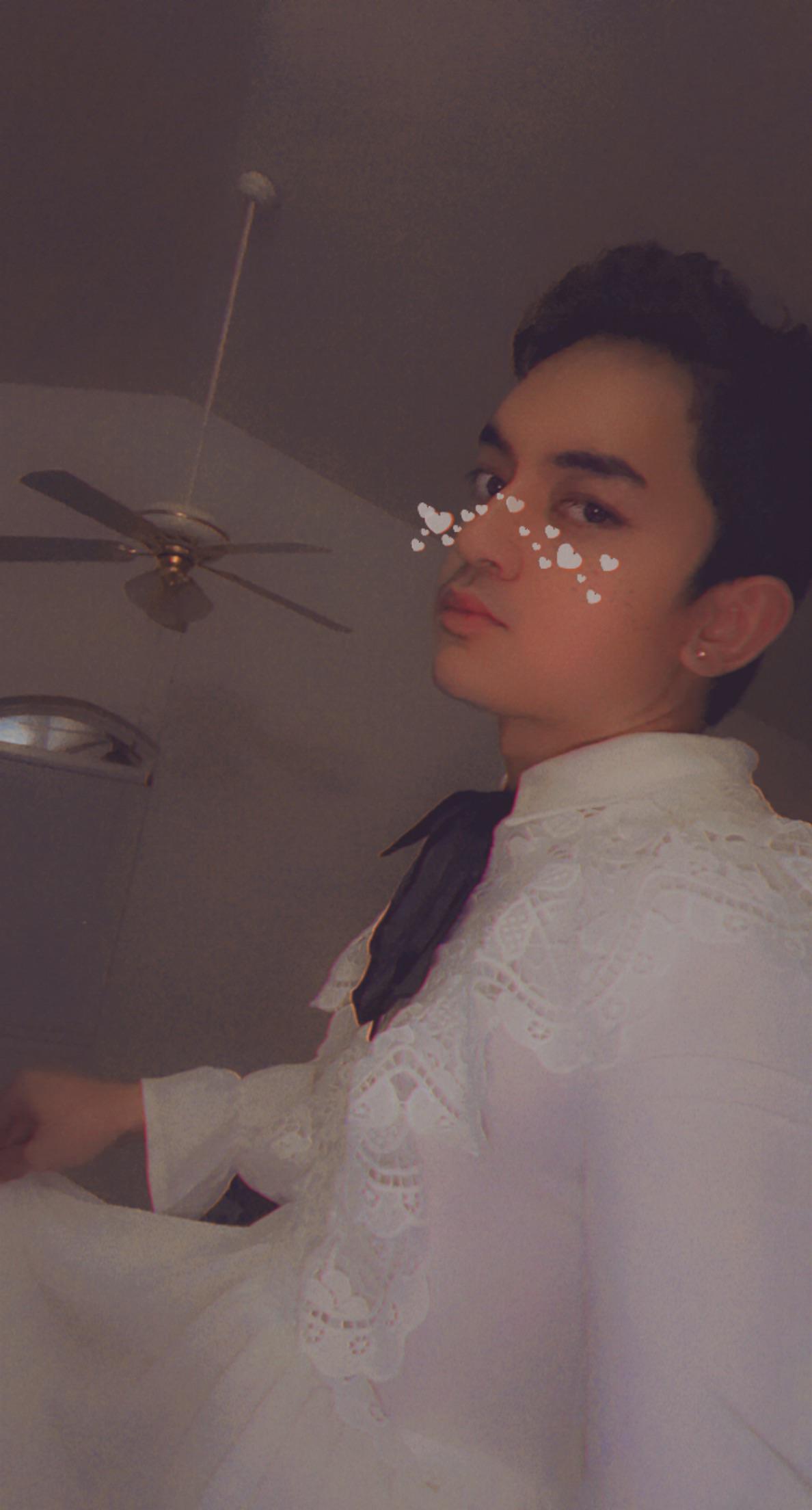 Where are all my maids at?! I expect this house to be spotless once I return! | Scrolller