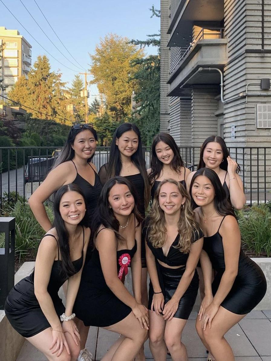 Which one you picking? | Scrolller