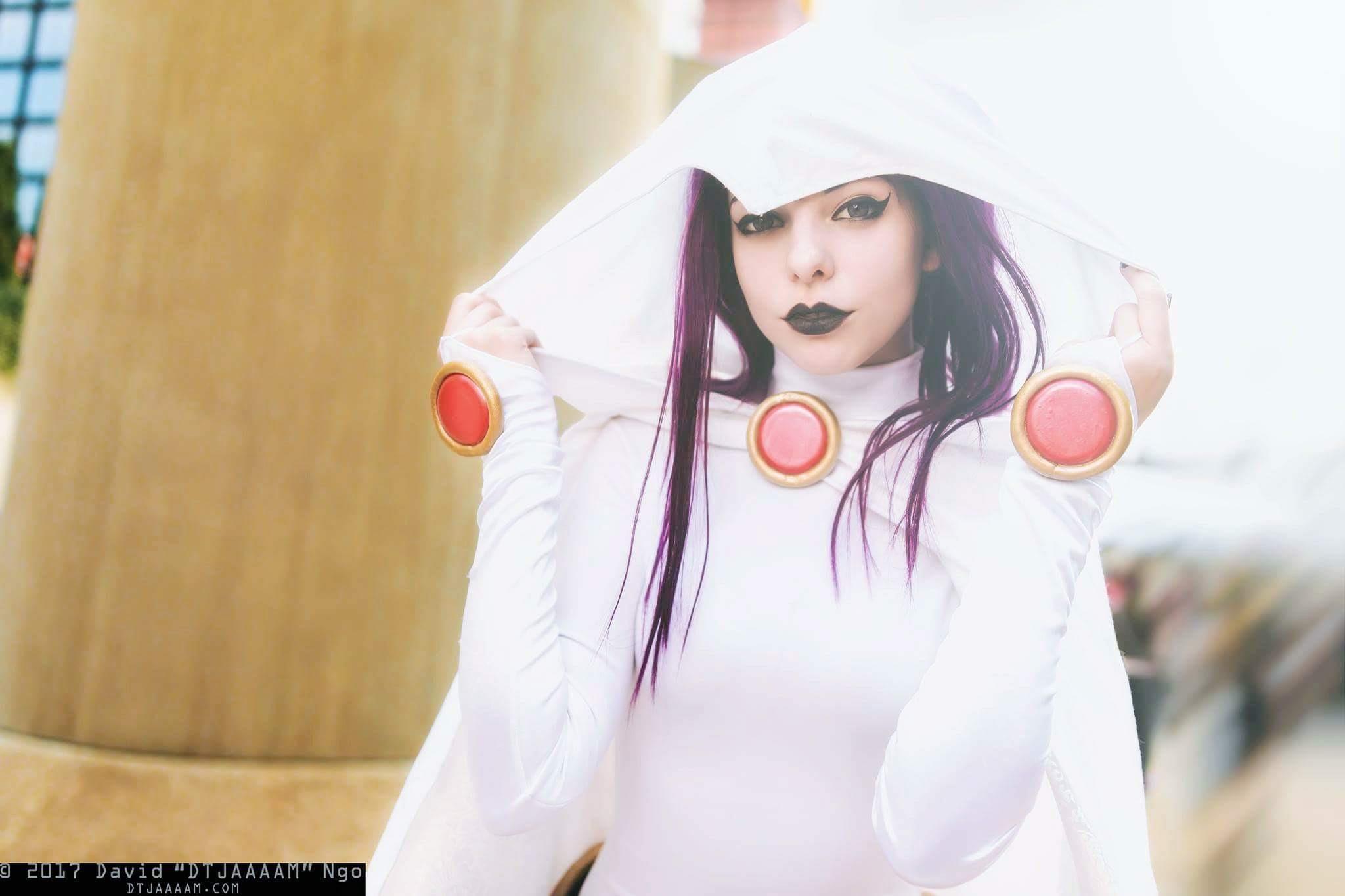 White Raven | Scrolller