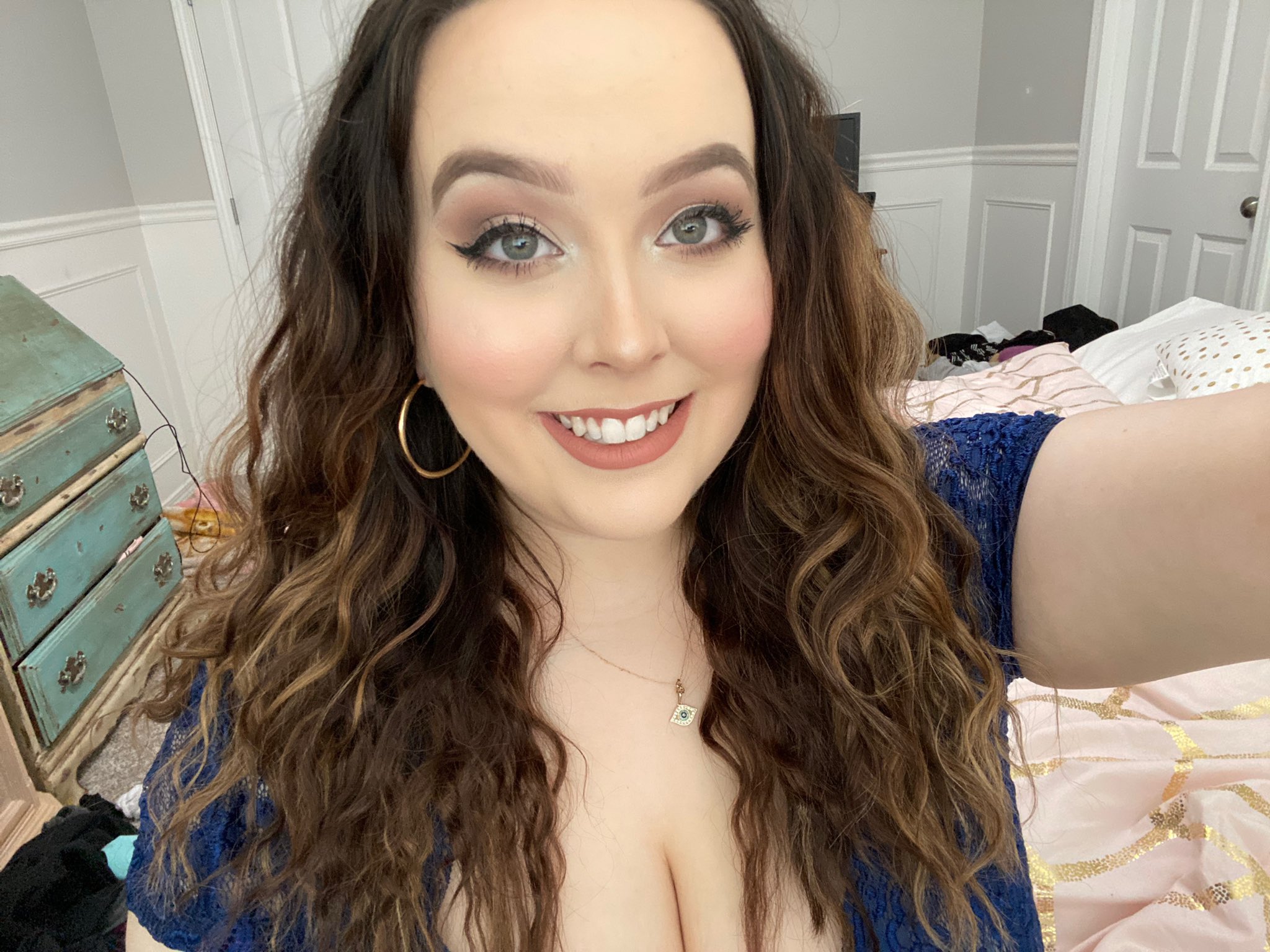 Who is ready to get locked up and ready to serve me forever KIK Clarice3451 | Scrolller