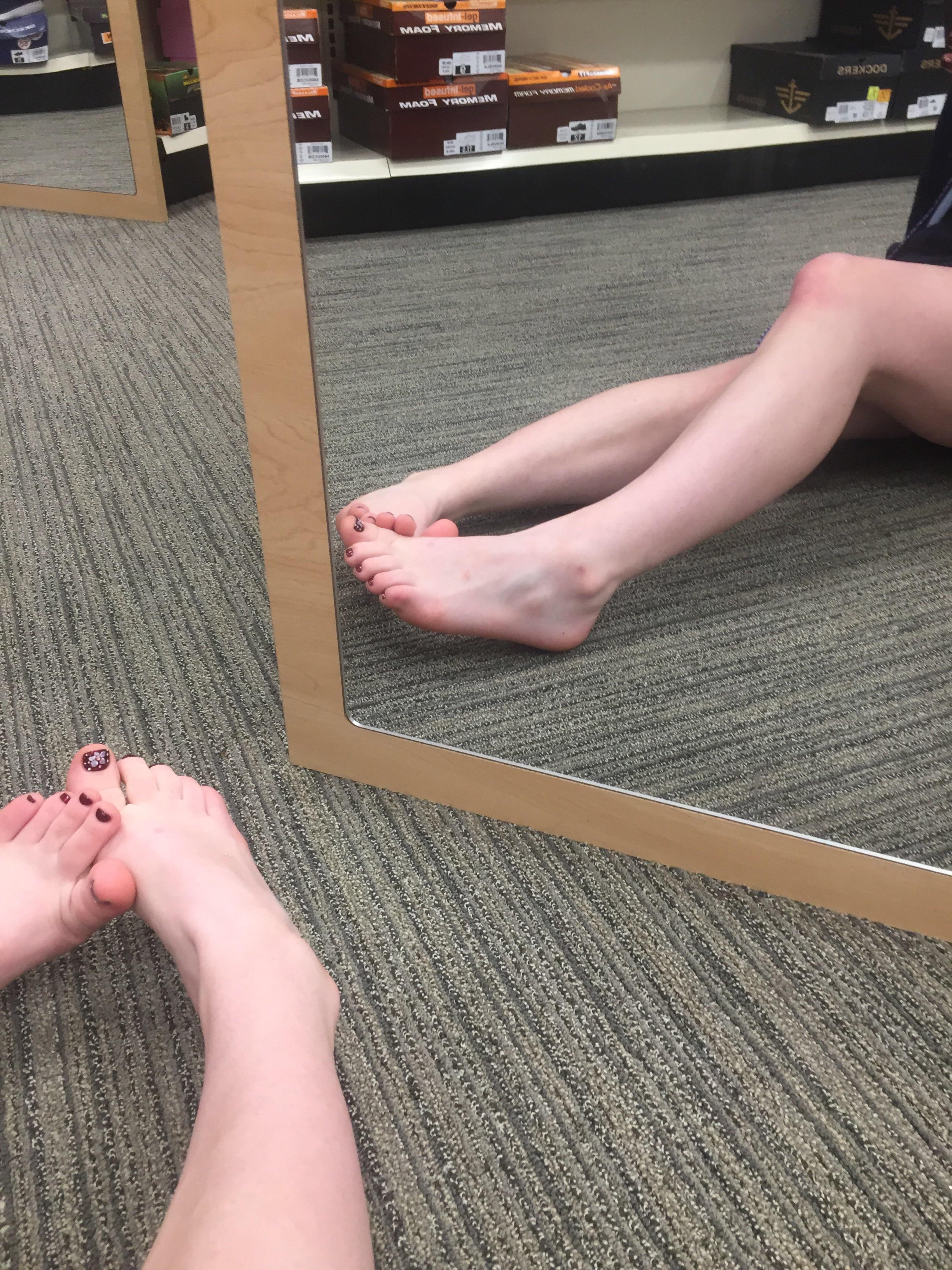 Who likes seeing my feet in public? If you saw my taking pictures would you stare or walk away ...