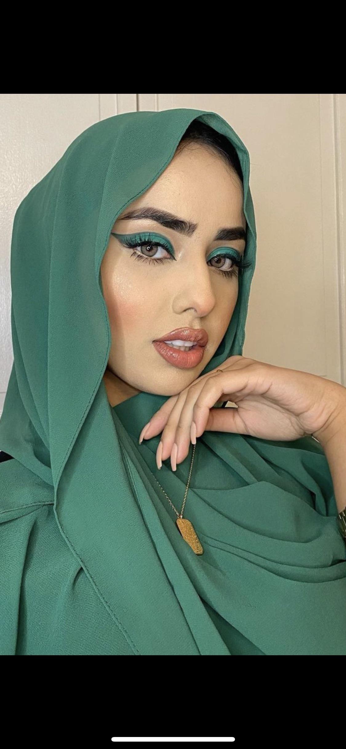Who loves a hijabi blowjob queen | Scrolller