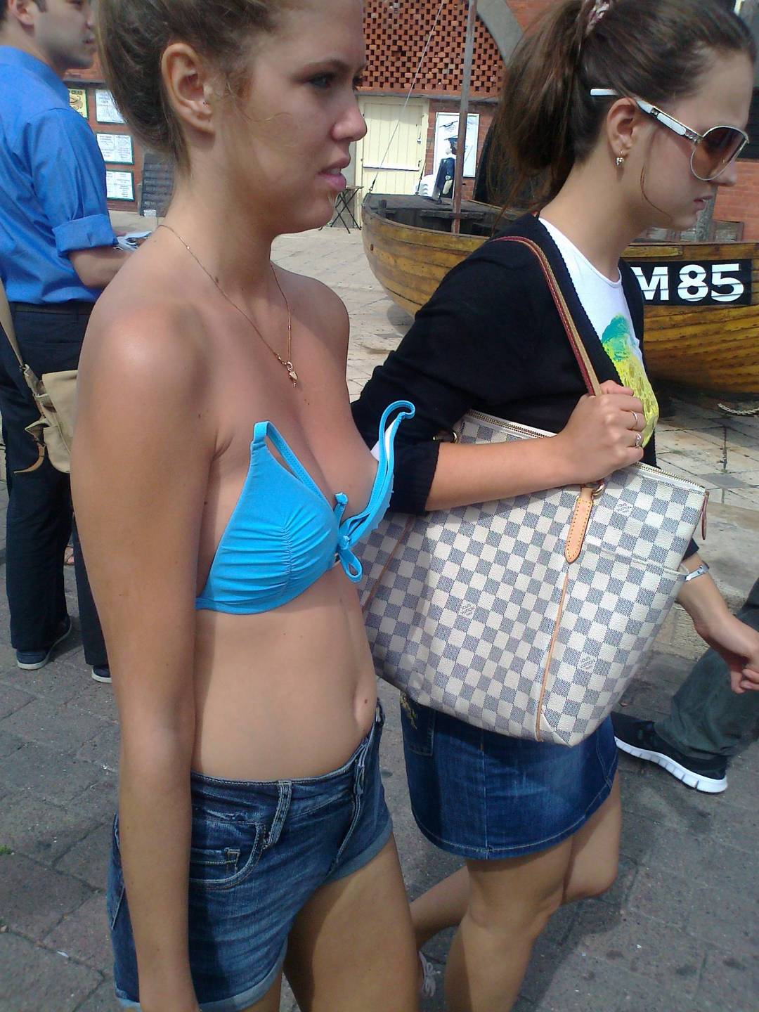 Who needs those bikini straps, anyway? [album] | Scrolller