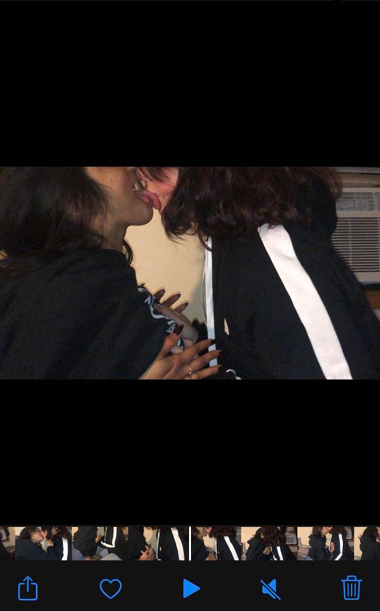 Who wants the full video?? Kik meee bees.kill | Scrolller