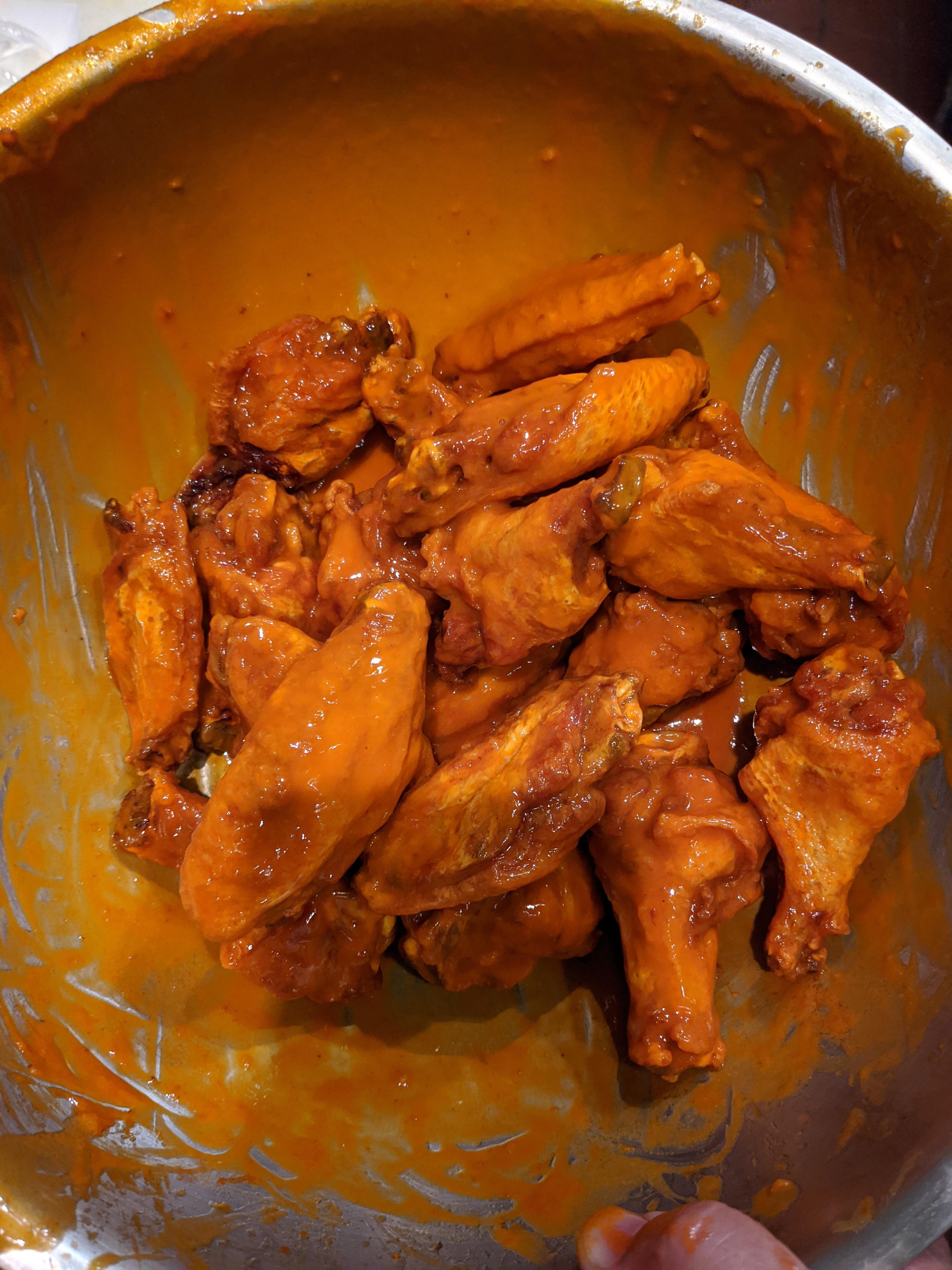 Who wants wings? | Scrolller