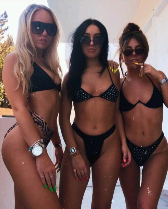 Who's First? They're Waiting | Scrolller