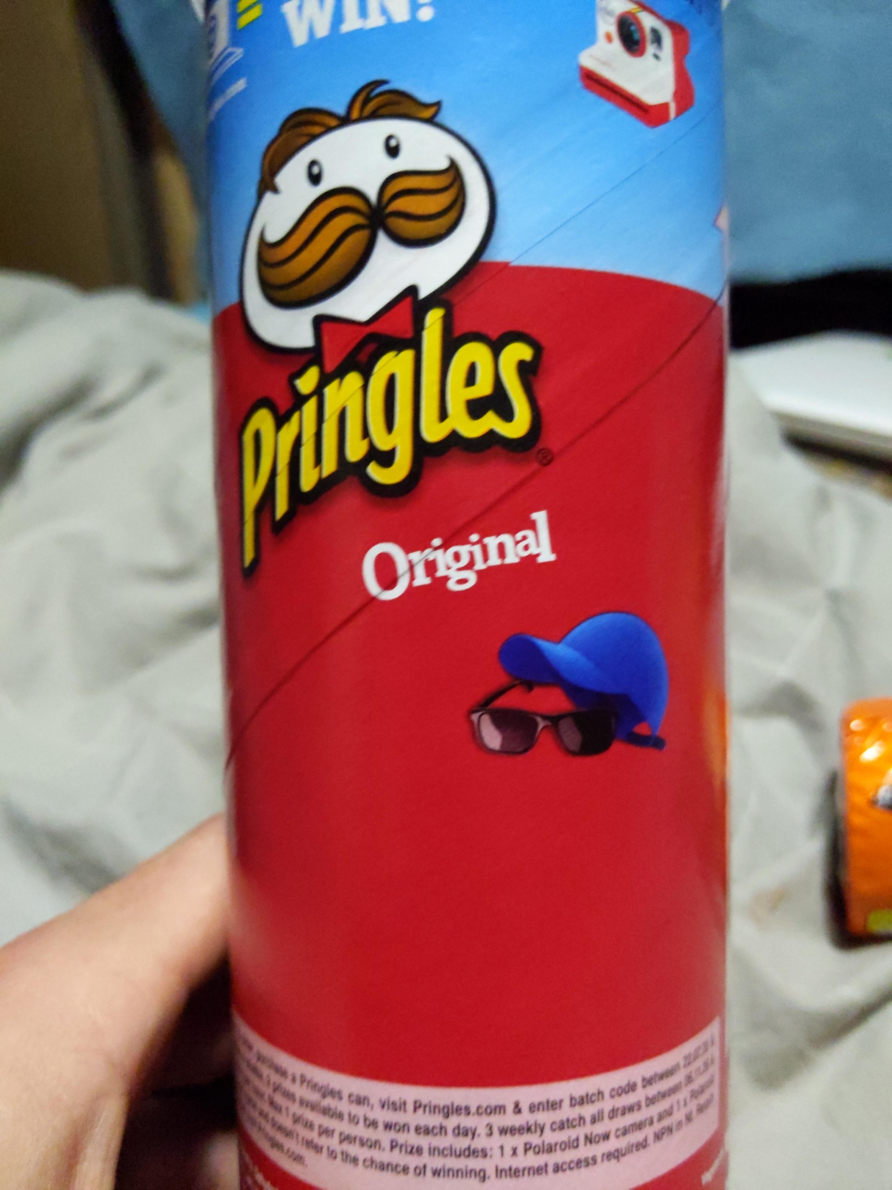Why is invisible man on my Pringles | Scrolller