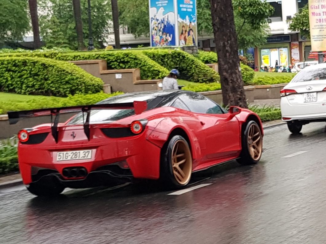 WIDEBODY SPOTTED. | Scrolller