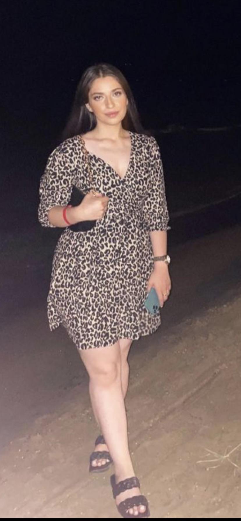 Wie findet ihr diese Nutte?🥵 | Scrolller