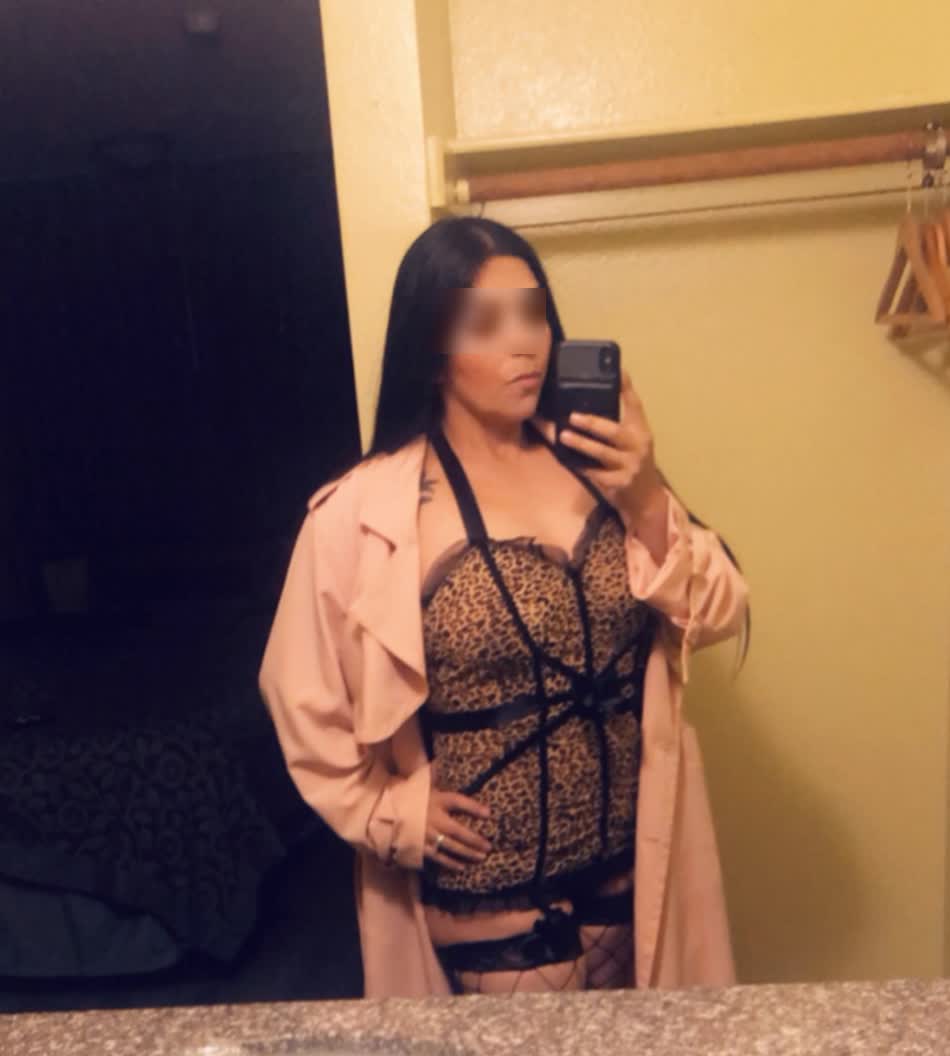 Wife sent this to me from the hotel Saturday night while waiting for her date to arrive. | Scrolller