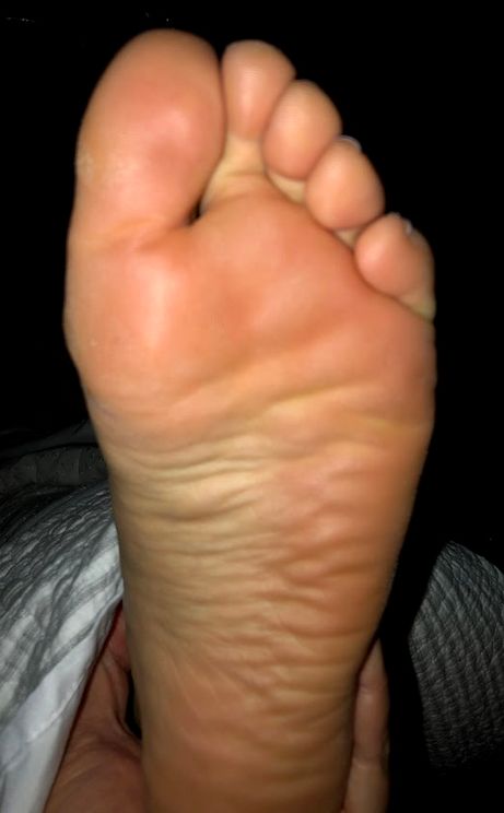 Wife's Sleepy Wrinkled Sole Pull Out From The Covers! | Scrolller