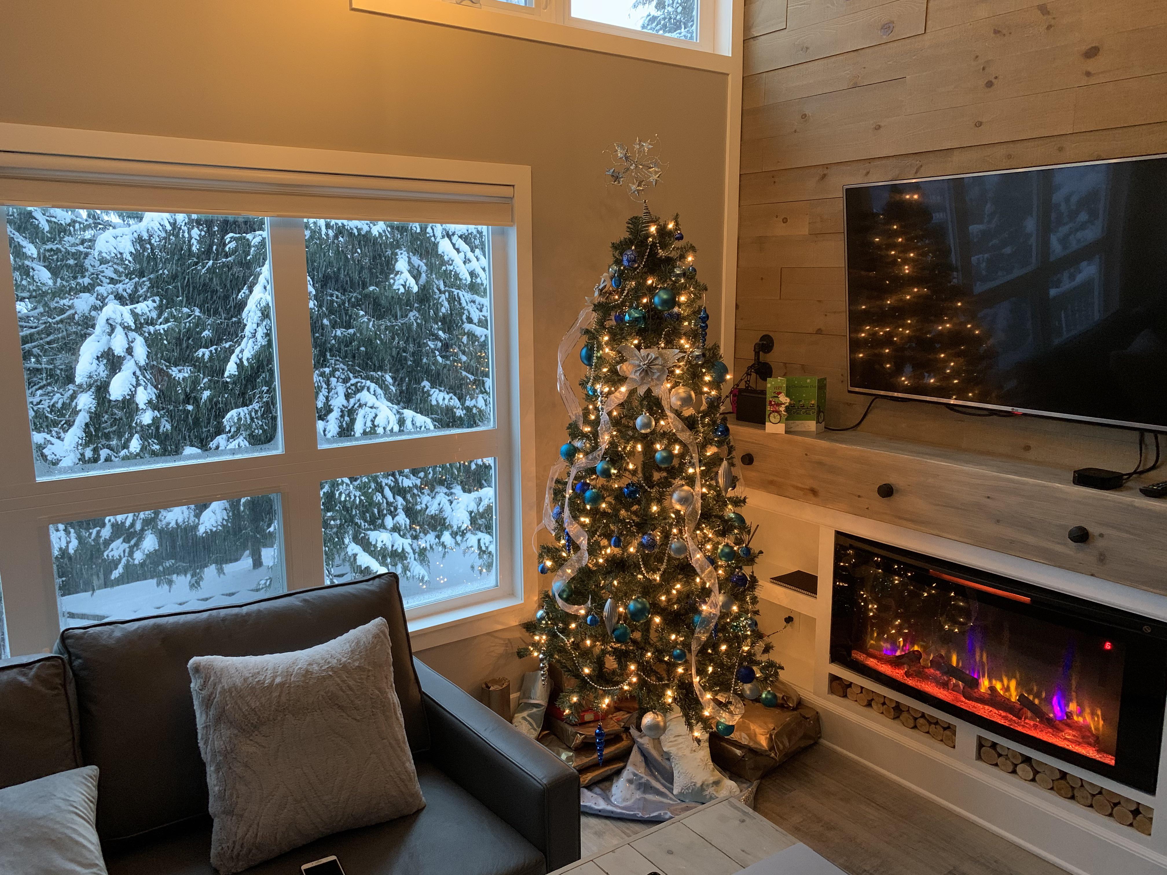 Winter cabin in Whistler, Christmas Day | Scrolller