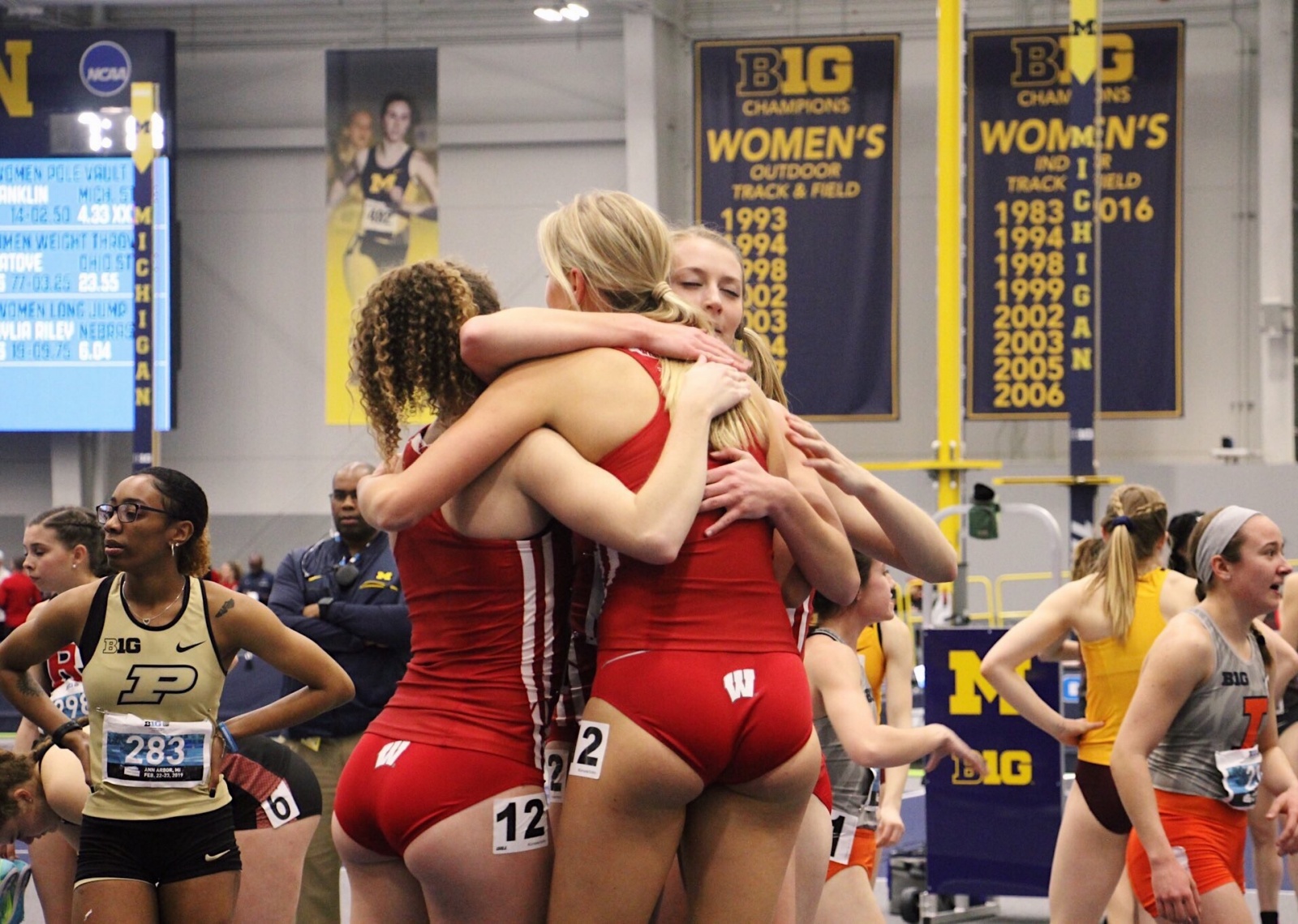 Wisconsin track | Scrolller