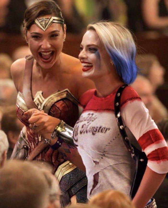 With Harley Quinn | Scrolller