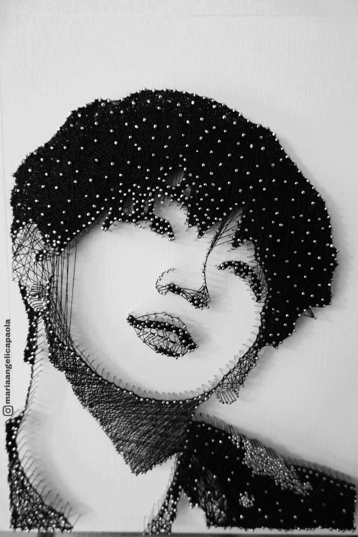 WOOSUNG string art | Scrolller