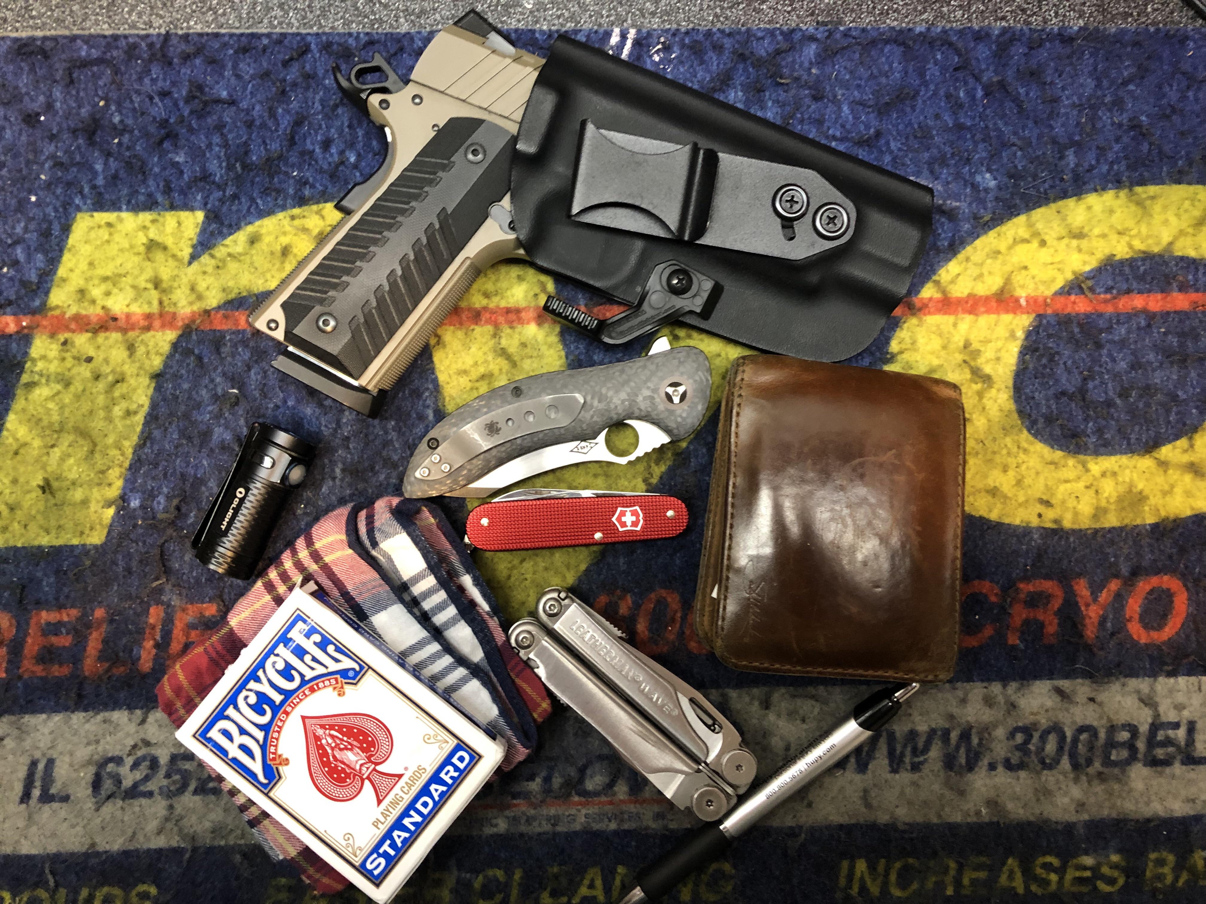 Work Carry | Scrolller