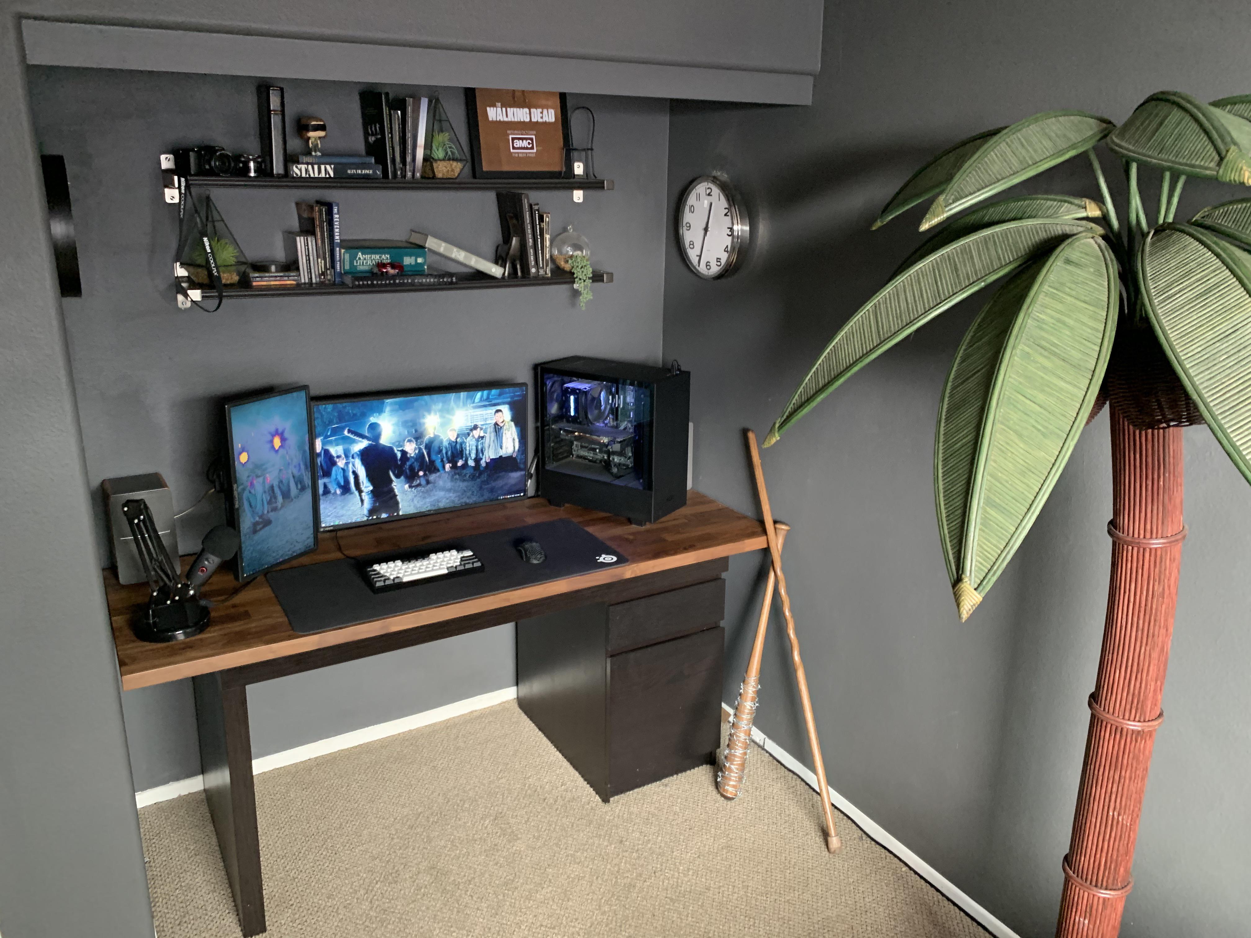 Work in process closet setup. | Scrolller