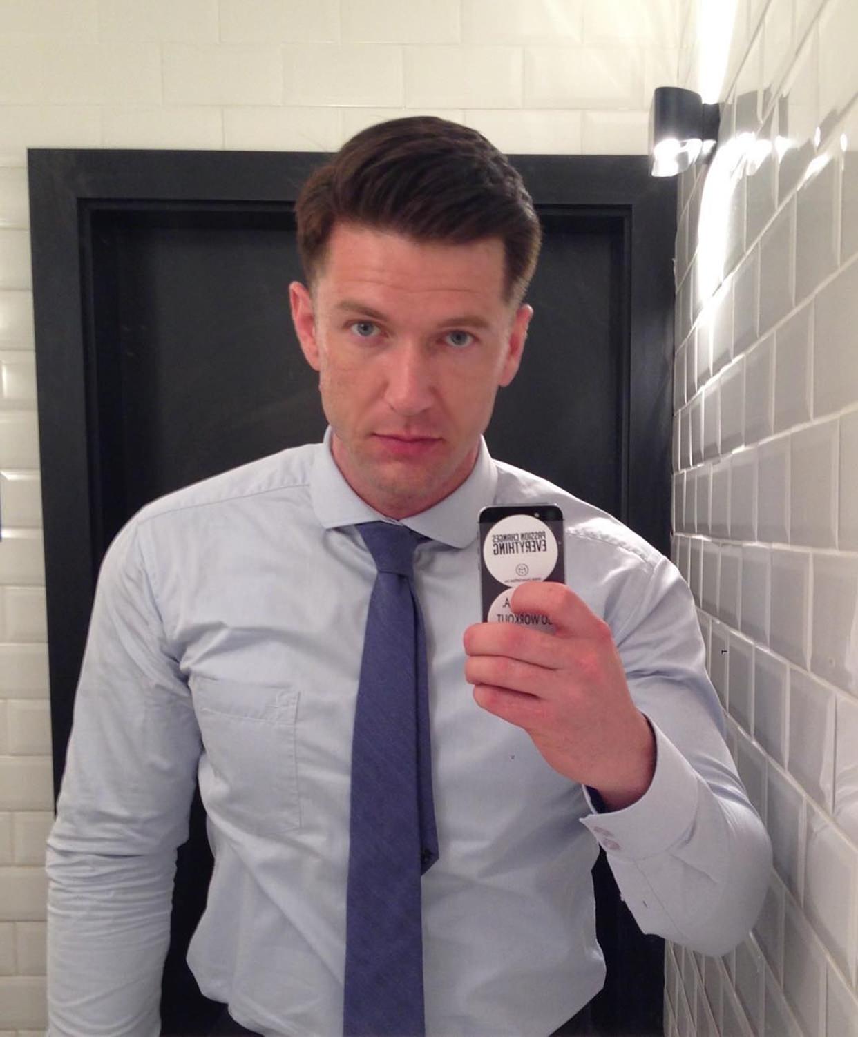 Work Selfie | Scrolller