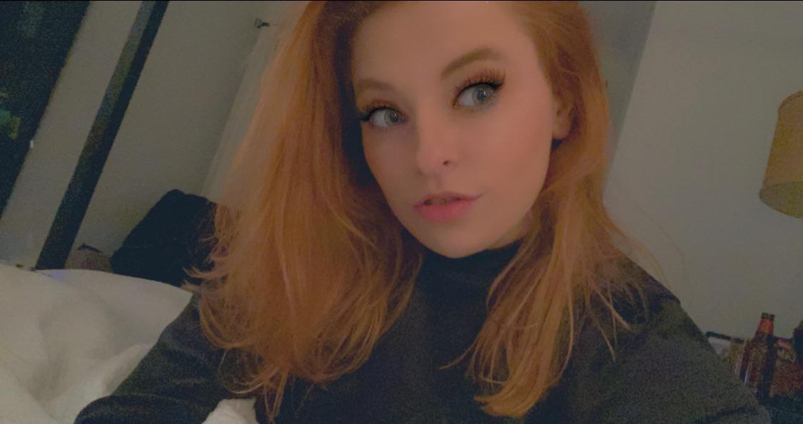 Worship me. I dare you | Scrolller