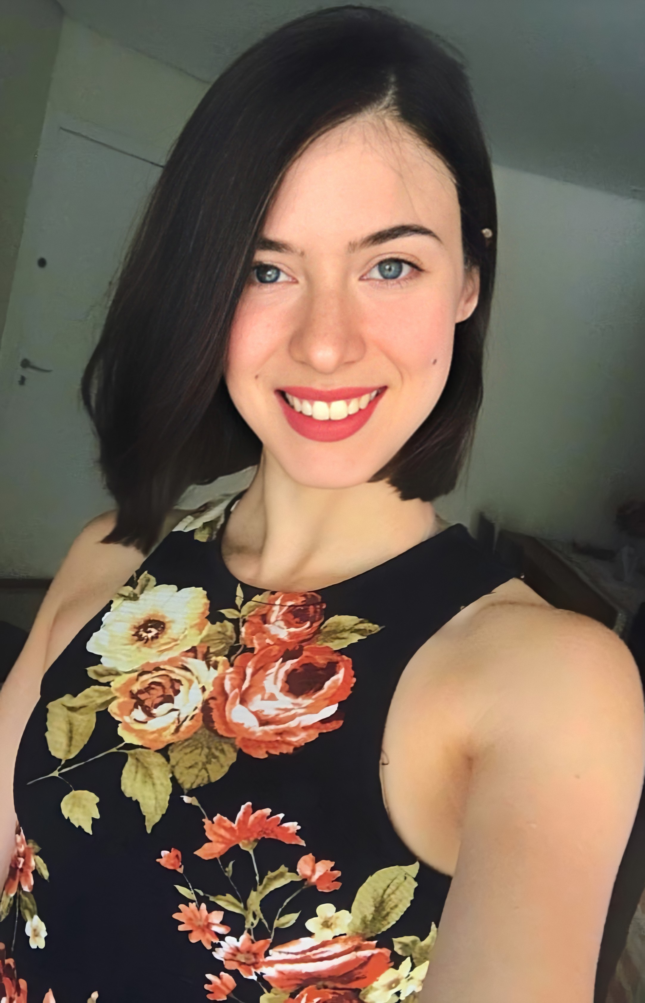 Would love a few compliments :) | Scrolller