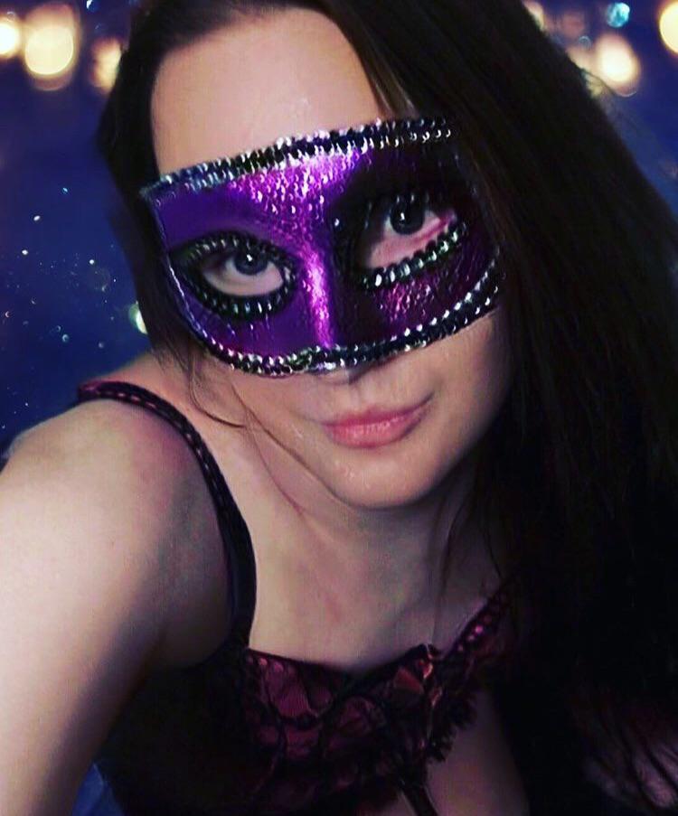 Am I worthy of the title of trap? | Scrolller