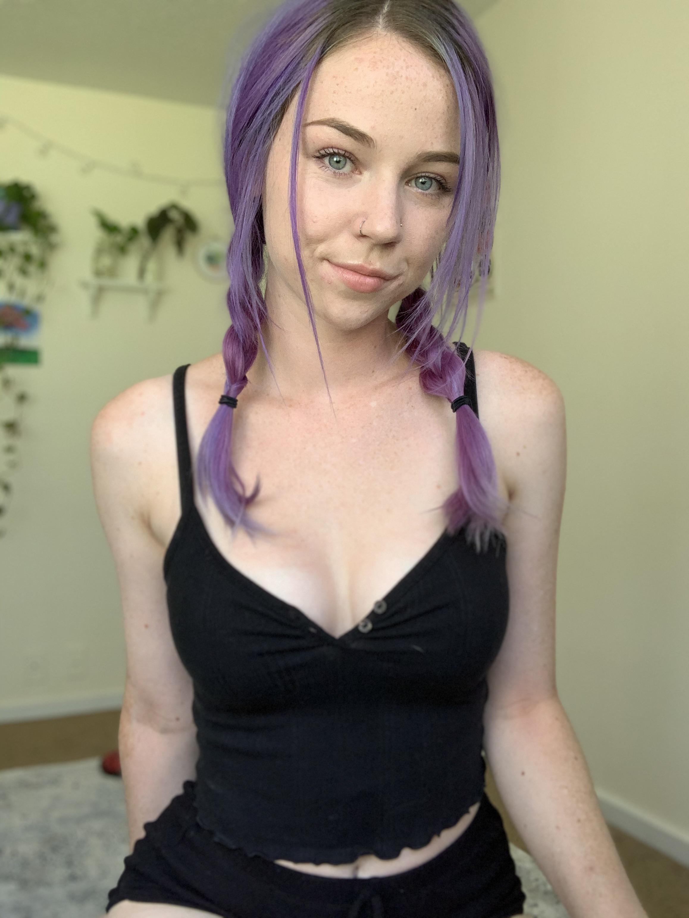 Would you like to squeeze them | Scrolller