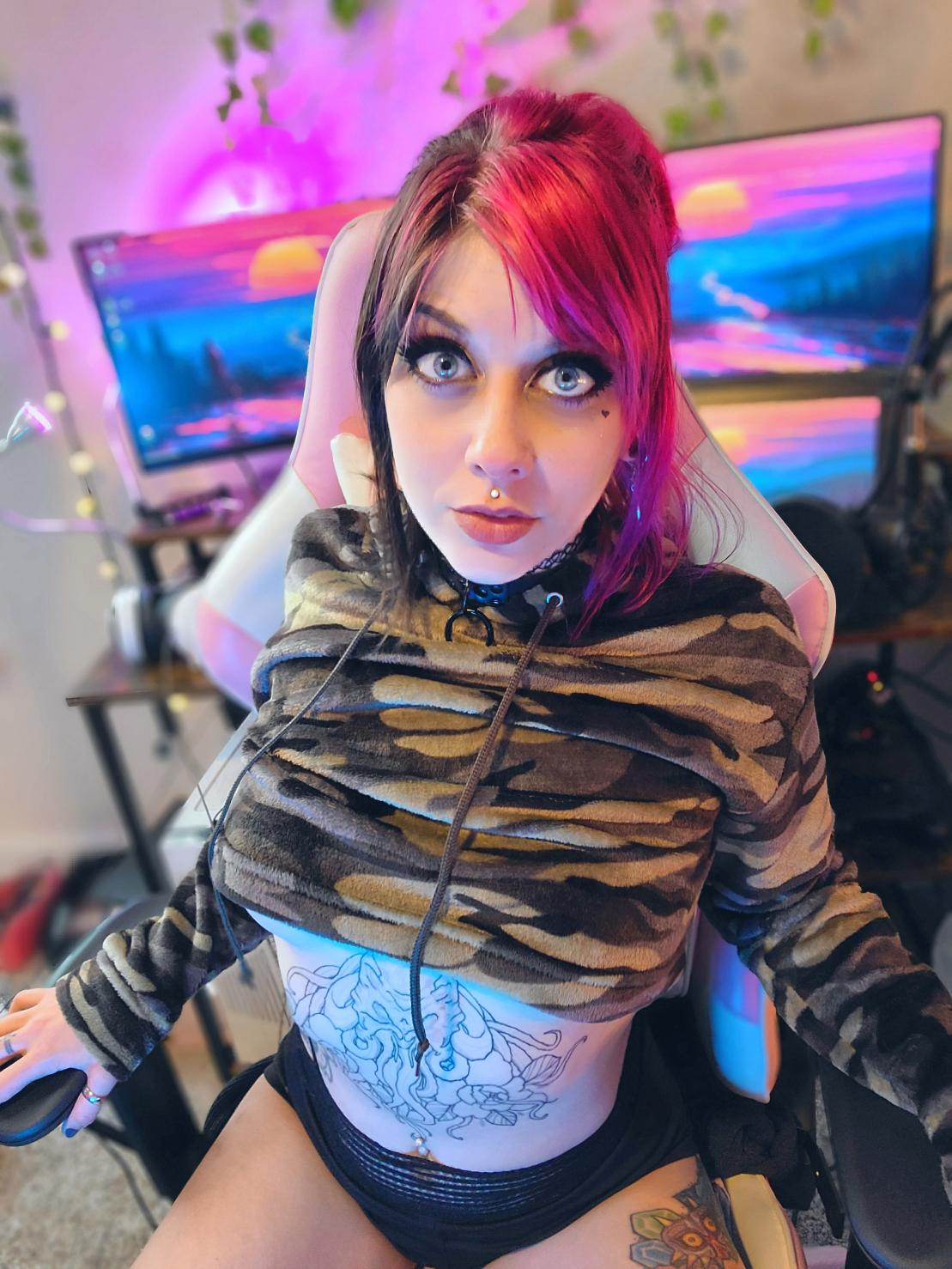 Would You Play With Me Scrolller would-you-play-with-me-scrolller