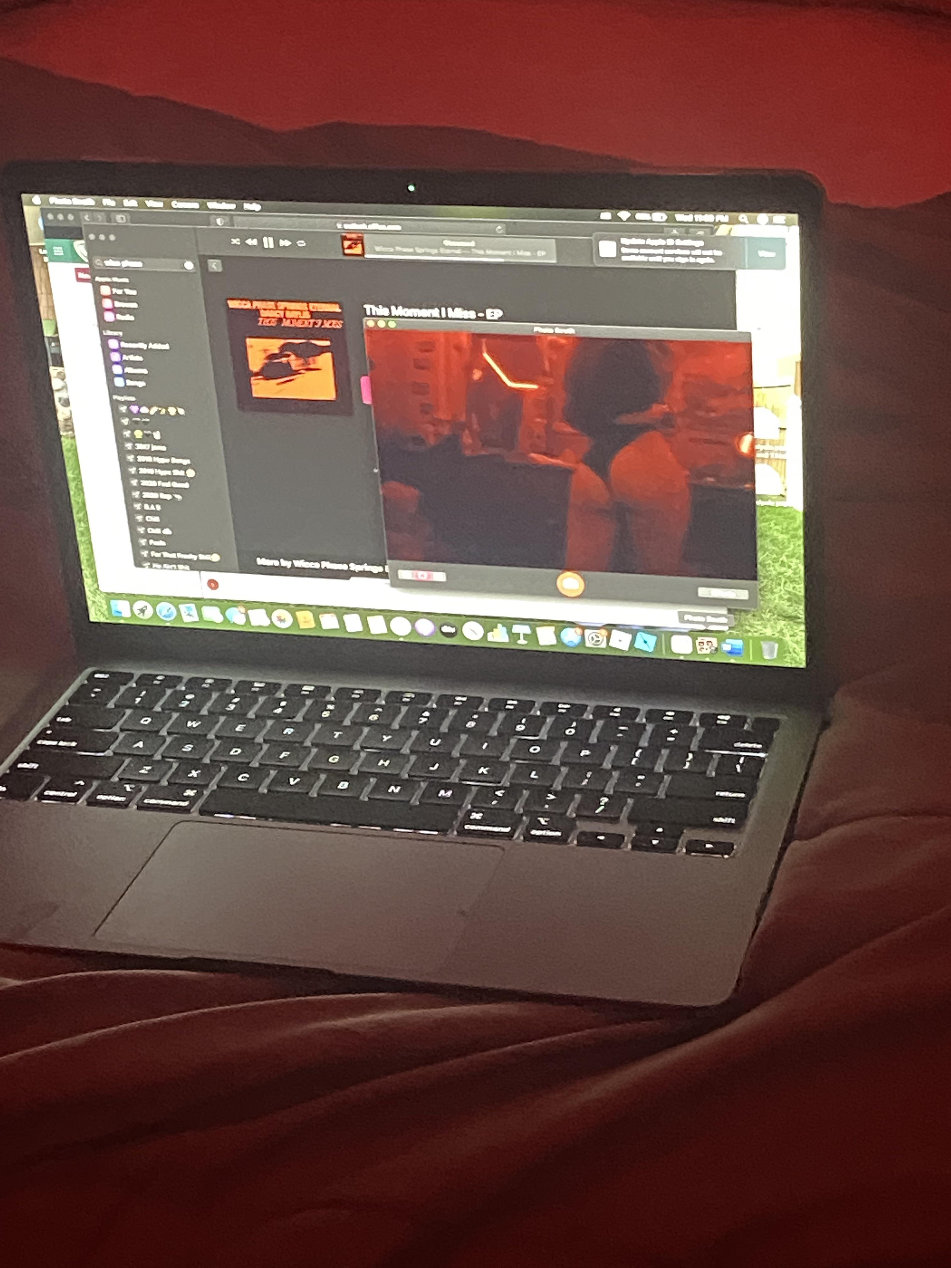 Would you smack it ? 🥺 | Scrolller