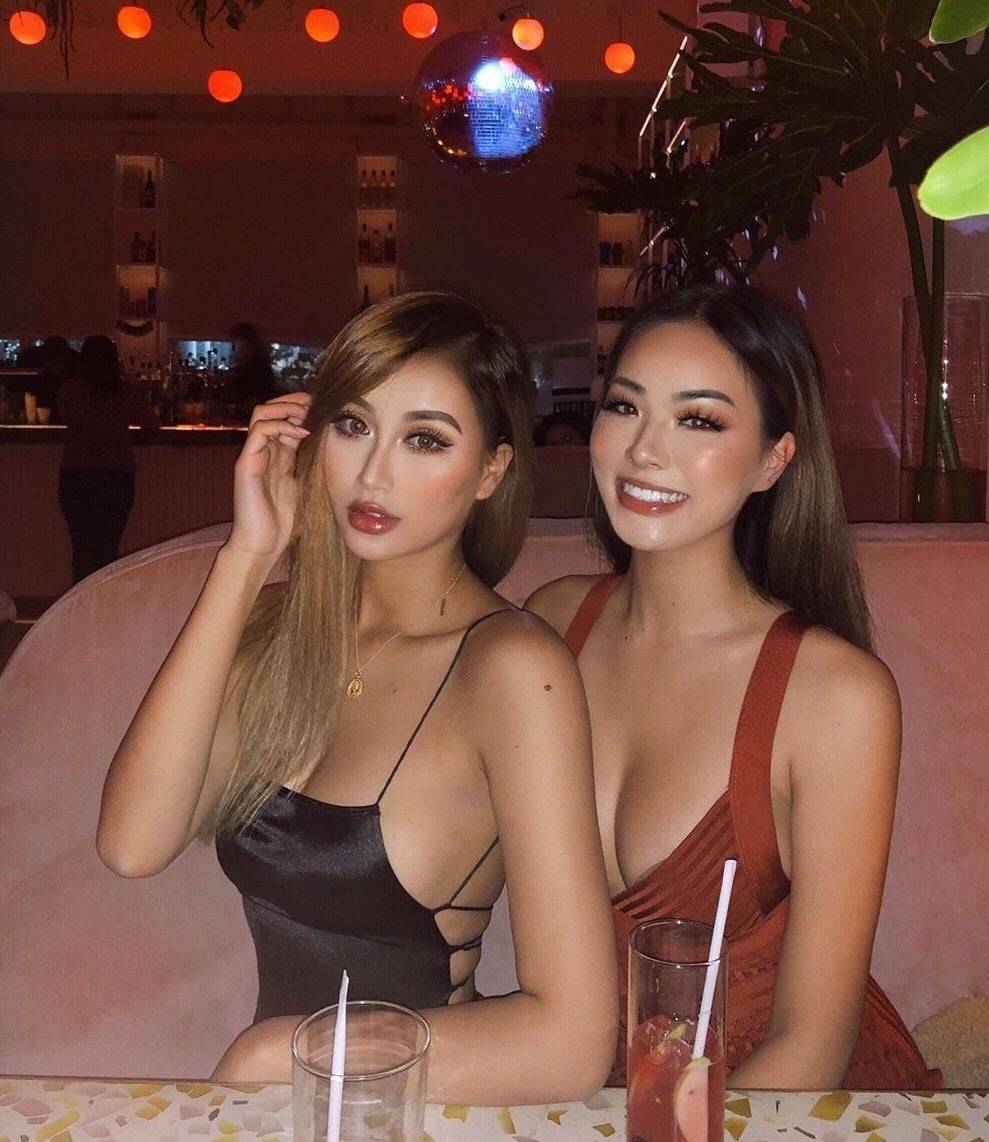 Wow I’ll take both | Scrolller