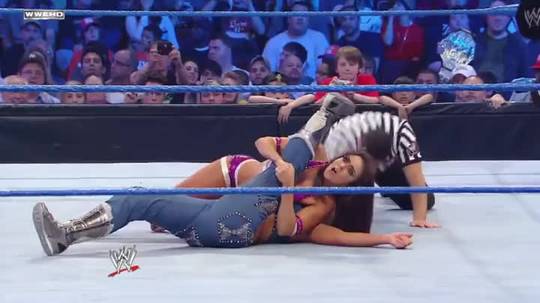 WWE Layla groping another diva | Scrolller