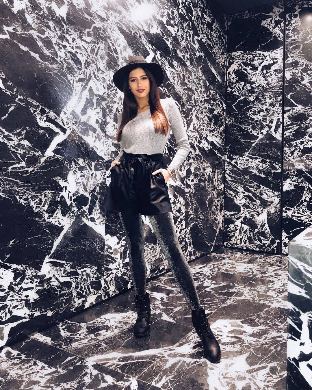 Yana Dobrovolskaya | Scrolller