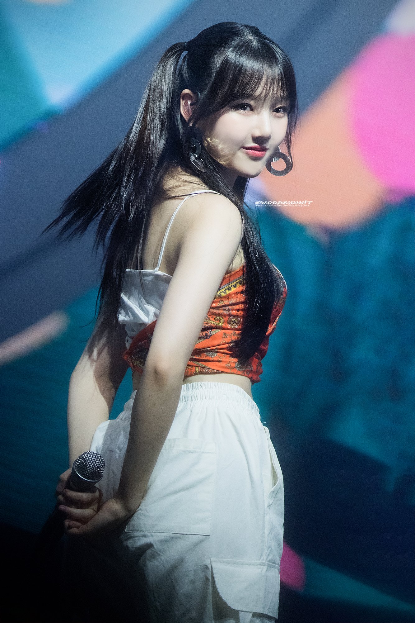 Yerin | Scrolller
