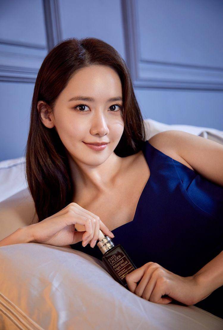 Yoona | Scrolller