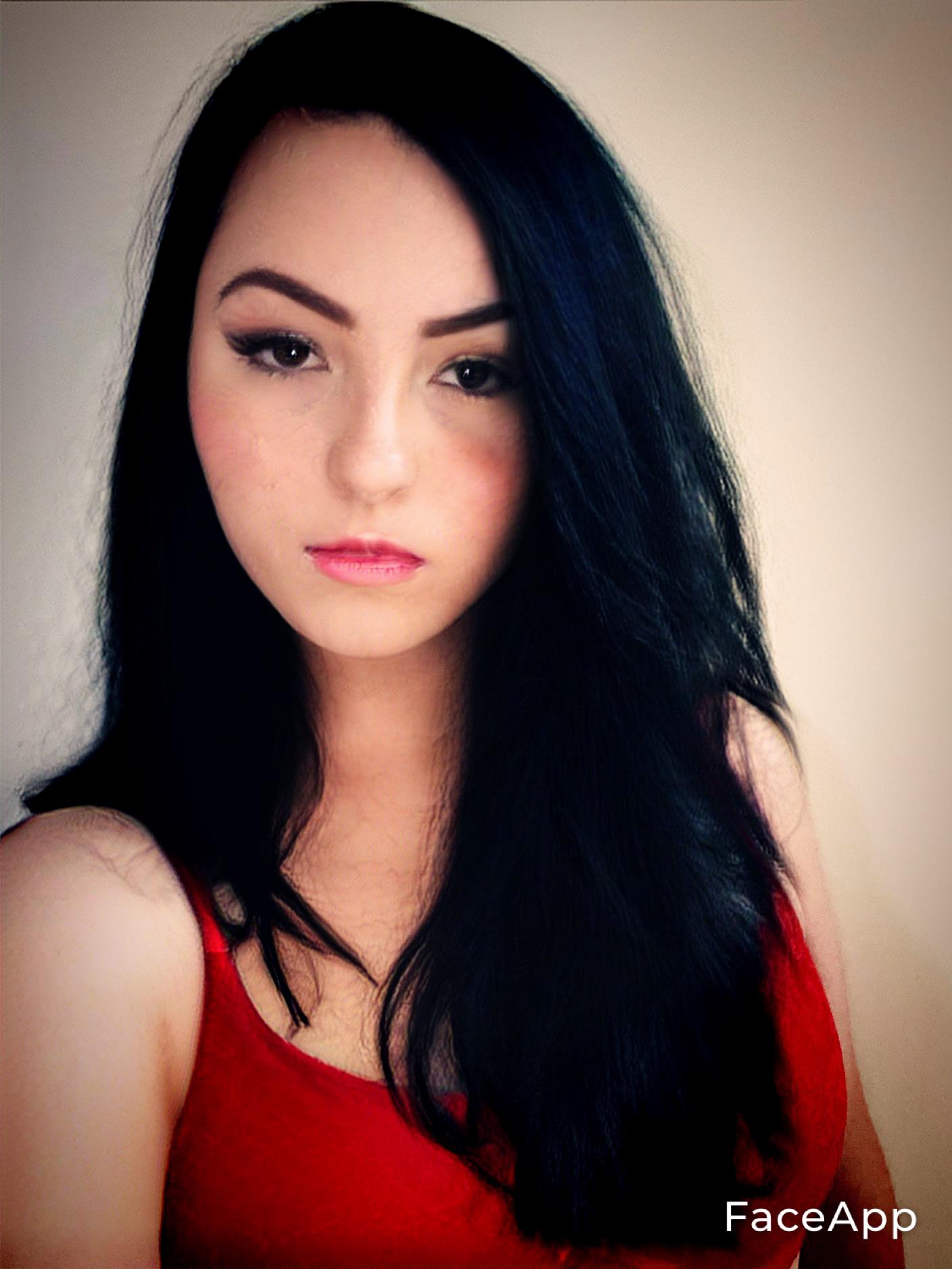 You can just call me Mommy 💋 | Scrolller