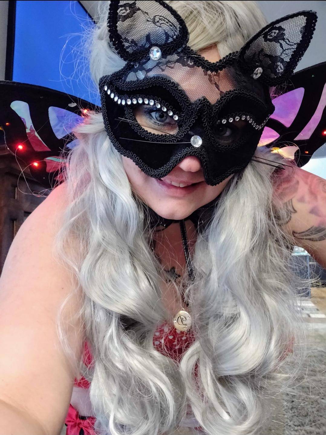 You forgot to add Halloween as a flair tehe 😜 | Scrolller