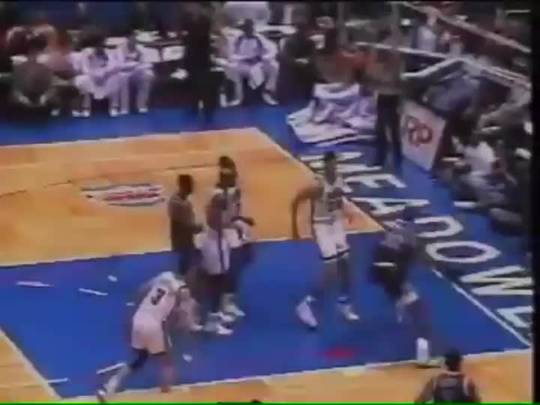 Young Shaq Brings Down the Hoop. 1993 | Scrolller