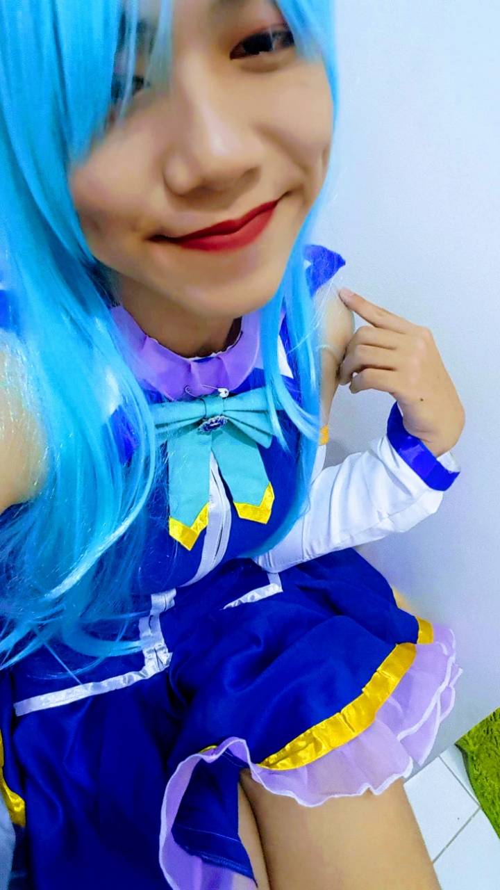 Your useless water goddess💦 | Scrolller