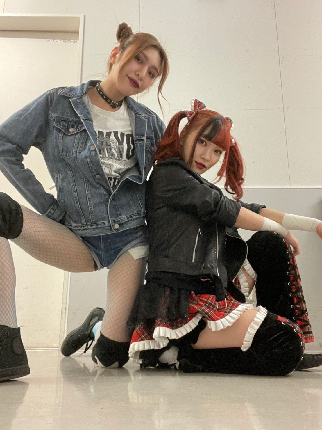 Yuki Kamifuku & Maki Itoh | Scrolller