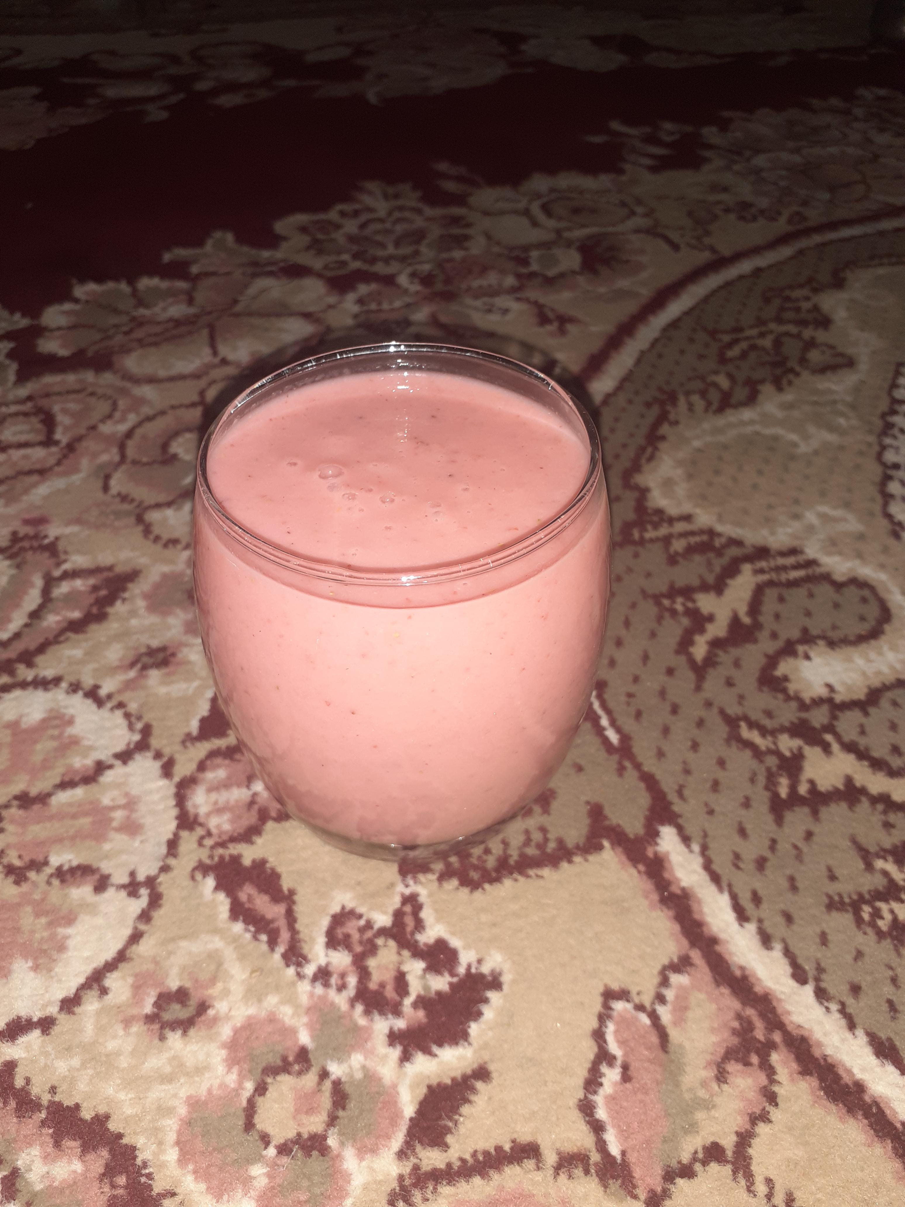 Yummmy milk shake | Scrolller