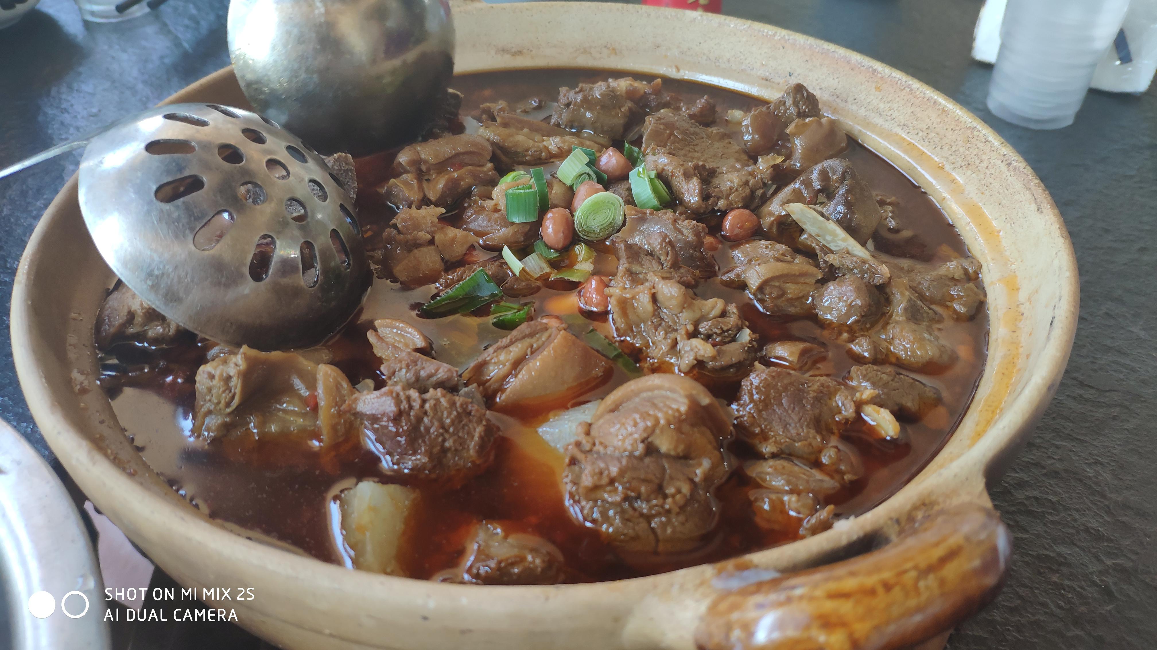 Yummy ! Lamb meat hot pot ! | Scrolller
