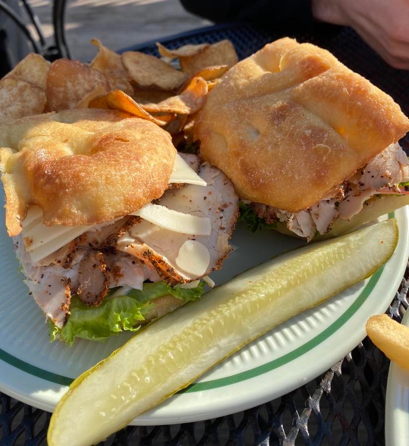 Yummy lunch break from skiing | Scrolller