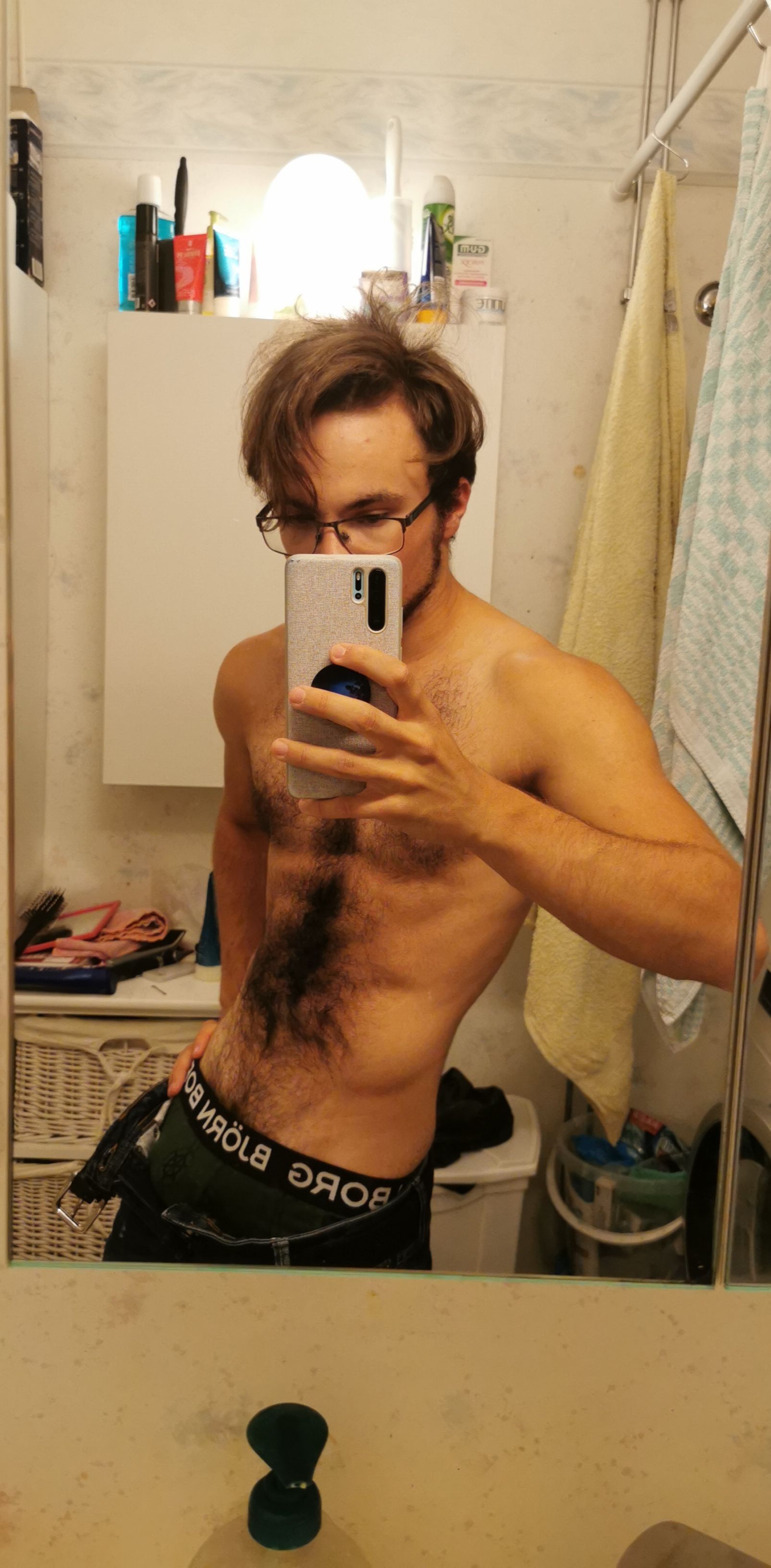 18, single, snap:andrejhornberg | Scrolller