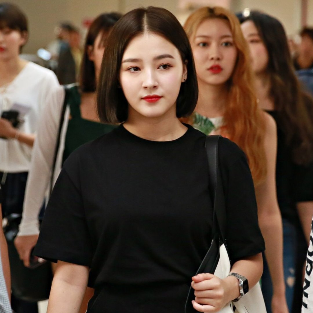 180816 MOMOLAND Nancy @ Manila, Philippines ©miaagovph | Scrolller