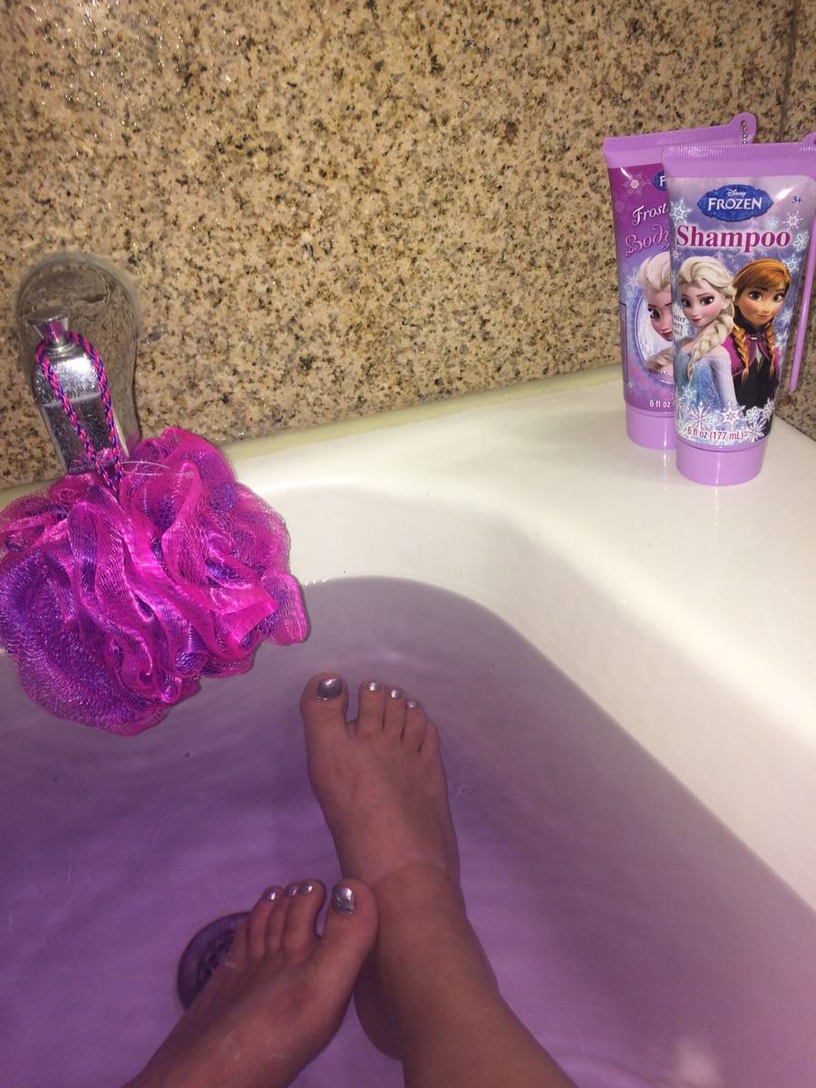 (19/f) I love bath time! | Scrolller