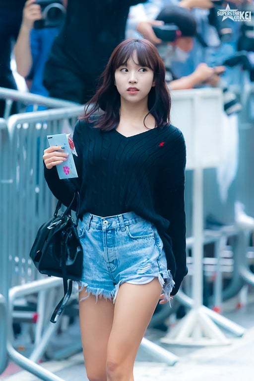 190629 Mina | Scrolller